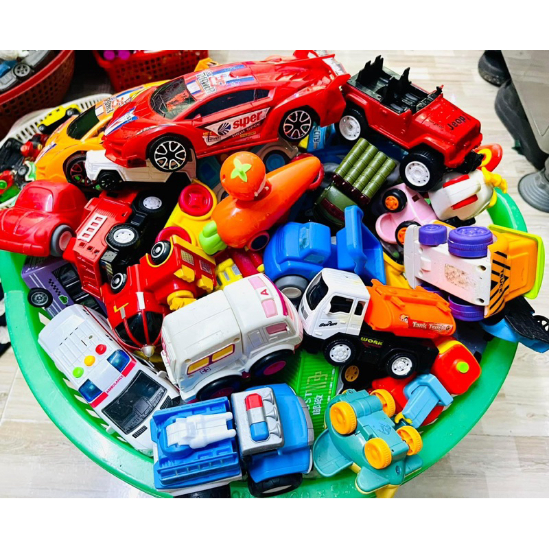 Set Of 20 Old Random Sample Toy Cars That Have Been Cleaned And ...