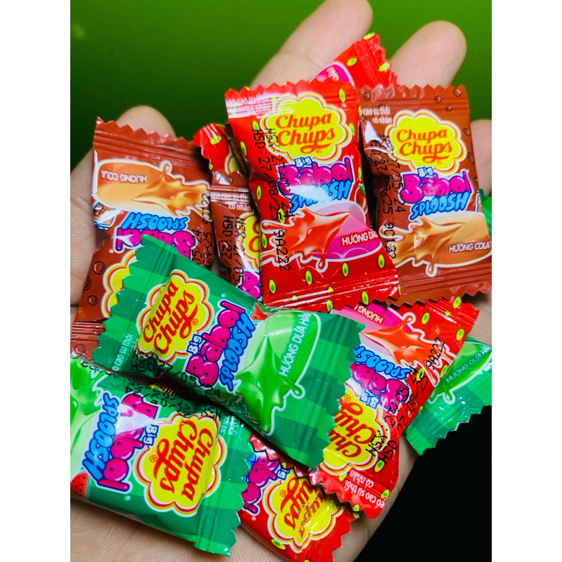 Big babol blowing gum with fruit-flavored syrup (1 piece - Odd ...