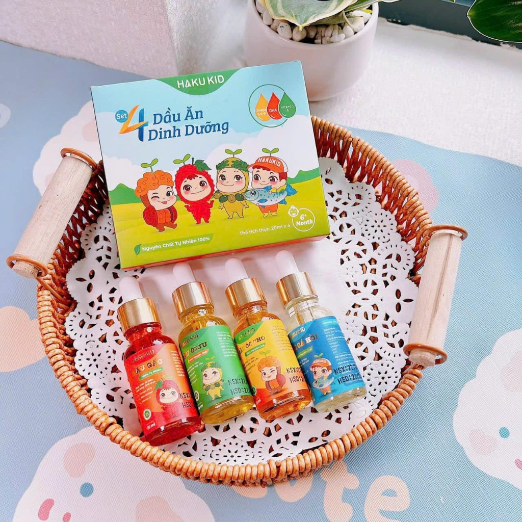 Set of 4 Haku Kid mini cooking oils (olive, walnut, gac, salmon ...