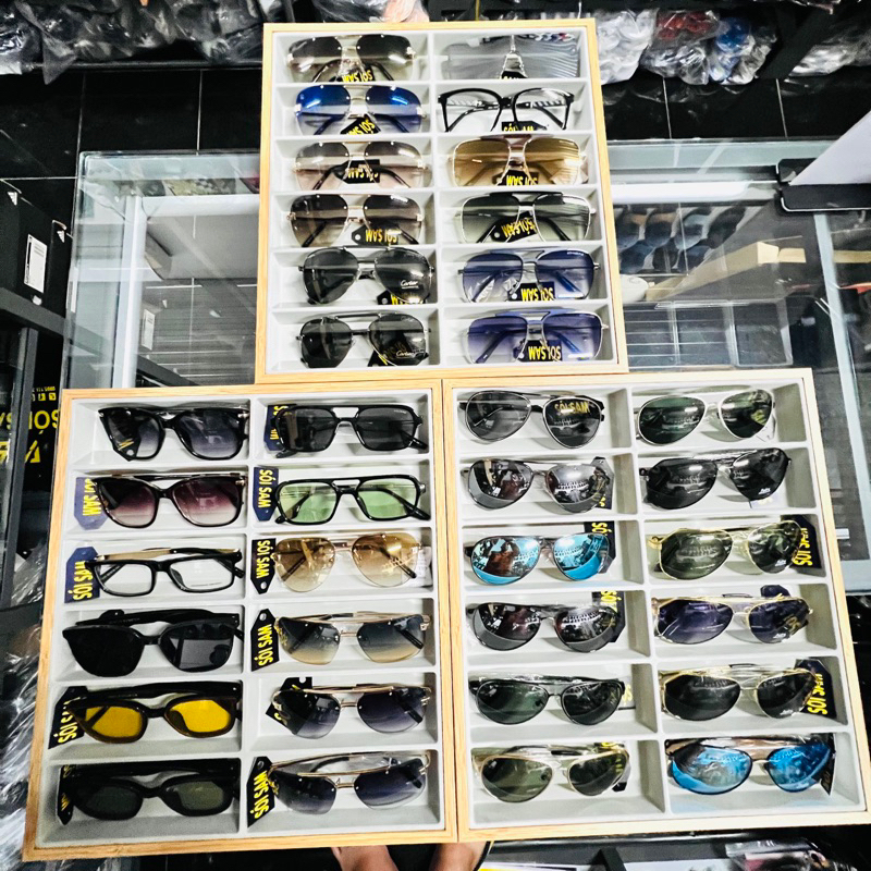 Wooden 12-compartment eyeglasses tray. Glasses display tray | Shopee ...