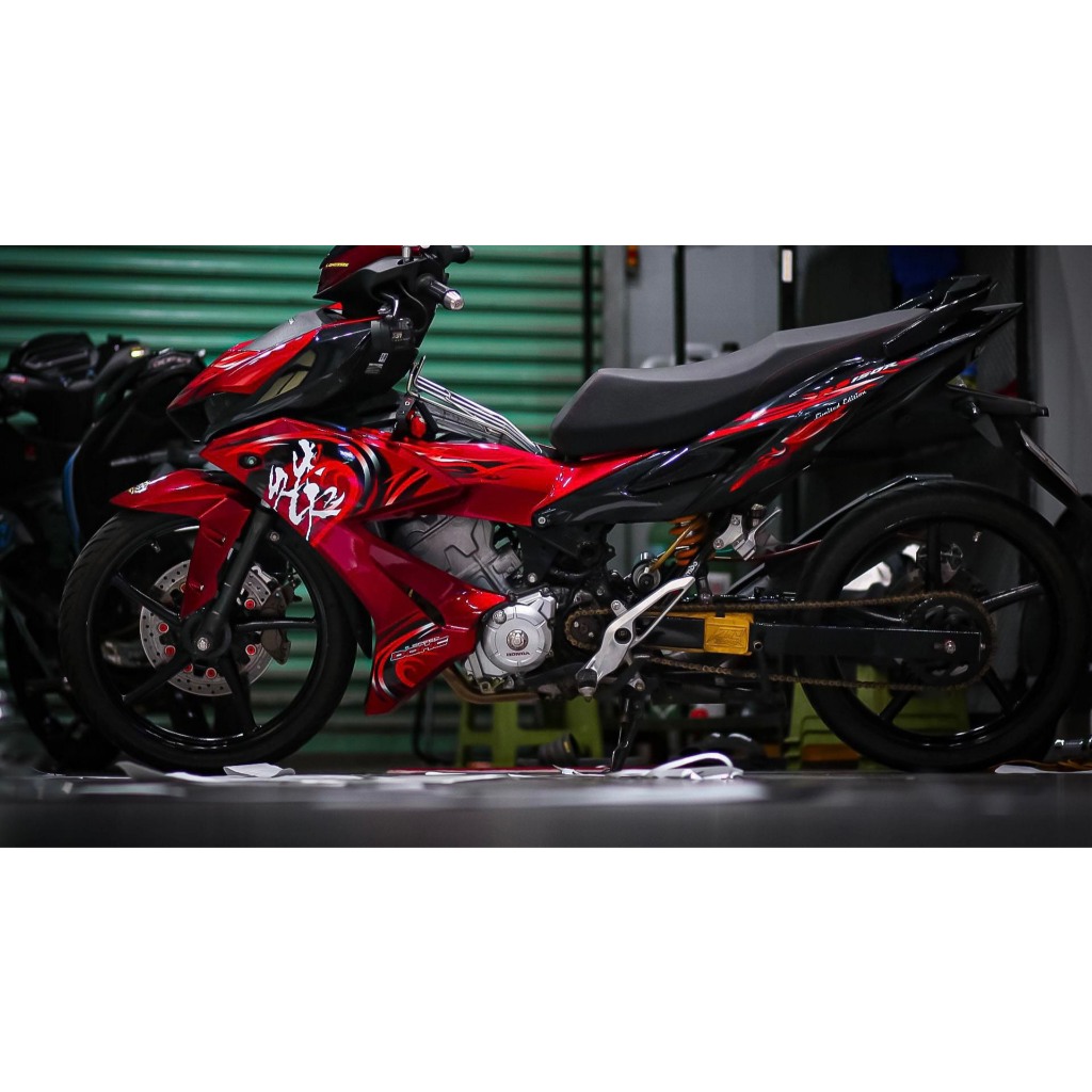 WINNER X RED BLACK 3-LAYER DECAL STICKER | Shopee Malaysia