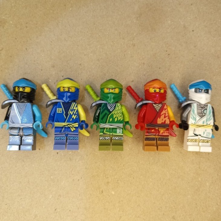 Minifigures ninjago Core Dojo Temple and Evo new generation ninjago ...