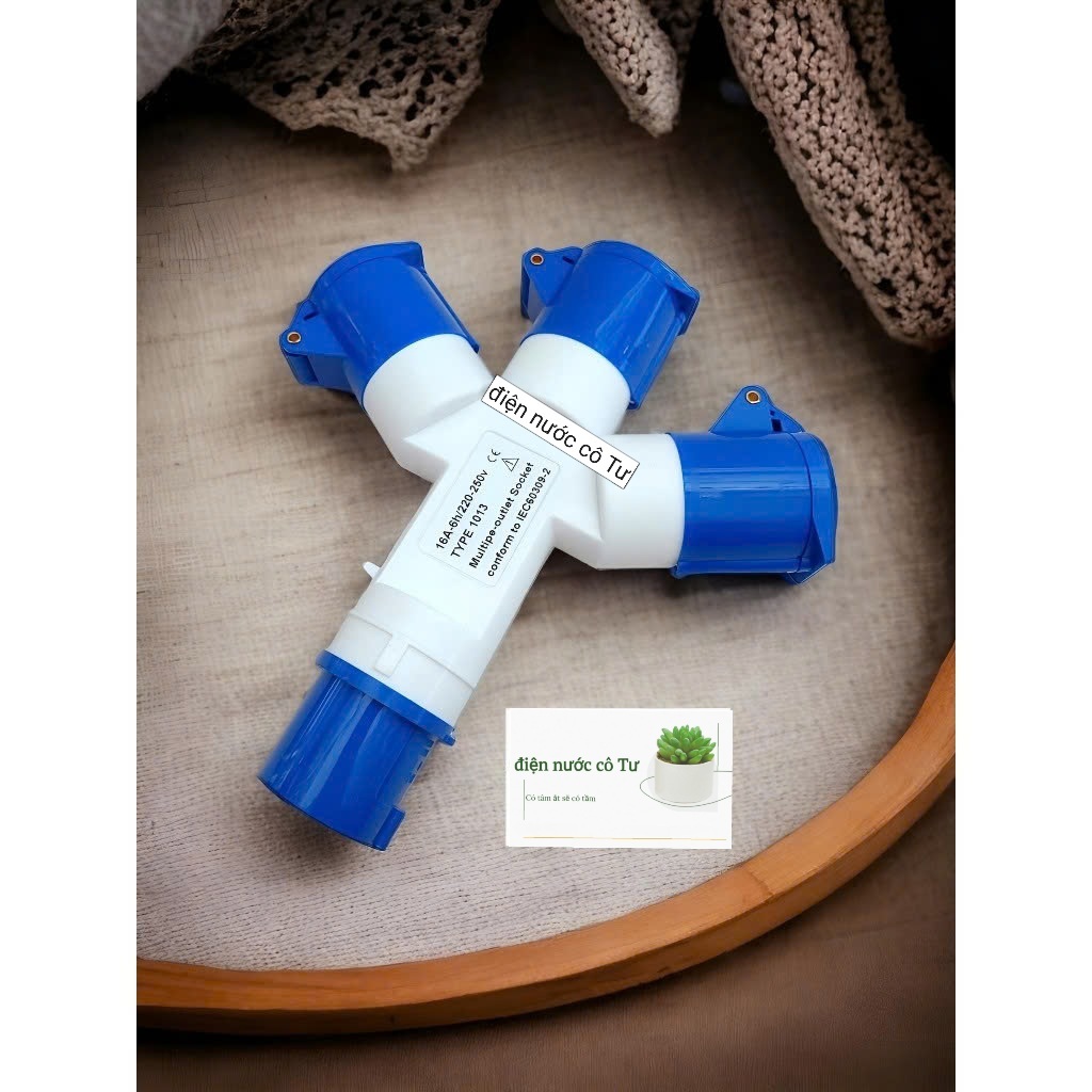 3-prong 16A industrial socket suitable for construction projects - 16A ...