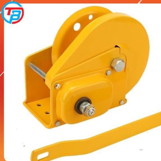 Imported self-braking hand winch 1200 lbs to 2600 lbs with 6 plastic ...