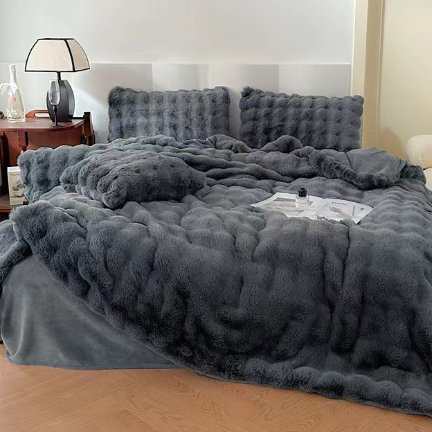 Premium Fox Fur Bedding Set - Set of 4 Piece (Duvet Cover, Sheet Cover ...