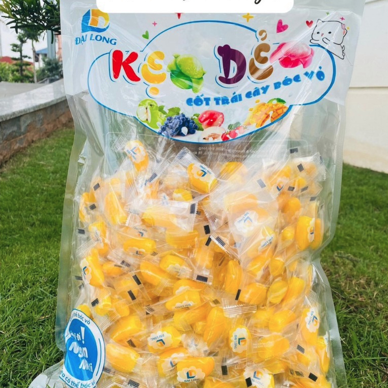 Peeled Gummy Candy with Mango Flavor, mixed with Green Mango and Ripe ...