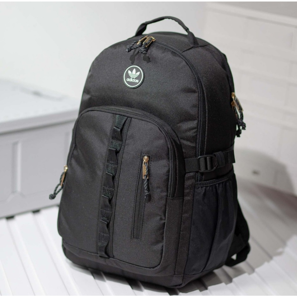 School laptop Backpacks For Men And Women Going To Work Out Carrying 15 ...