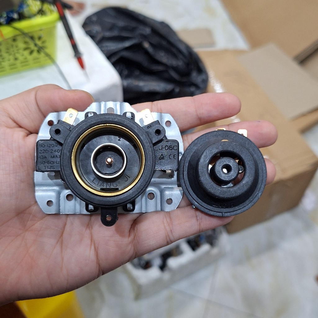 New full set of lock $ lock kettle stand | Shopee Malaysia