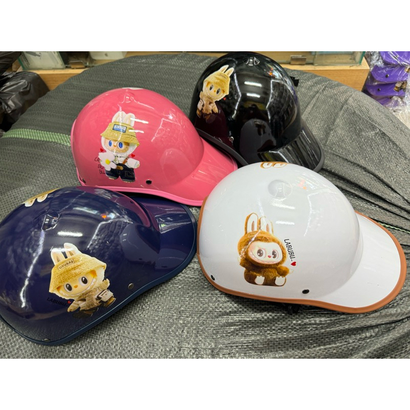 Sports helmet with cute Labubu print for women (with back cutout ...