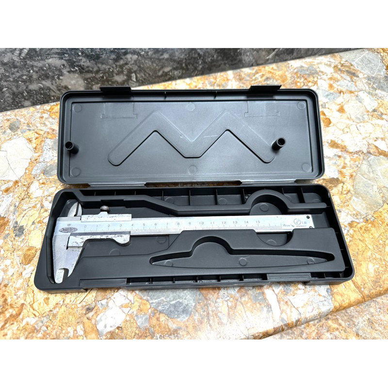 Mitutoyo 150mm Mechanical Ruler In Japan Has Rustic bag | Shopee Malaysia