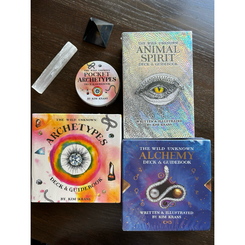 The Wild Unknown Deck: Archetypes, Pocket Archetypes, Animal, Alchemy ...