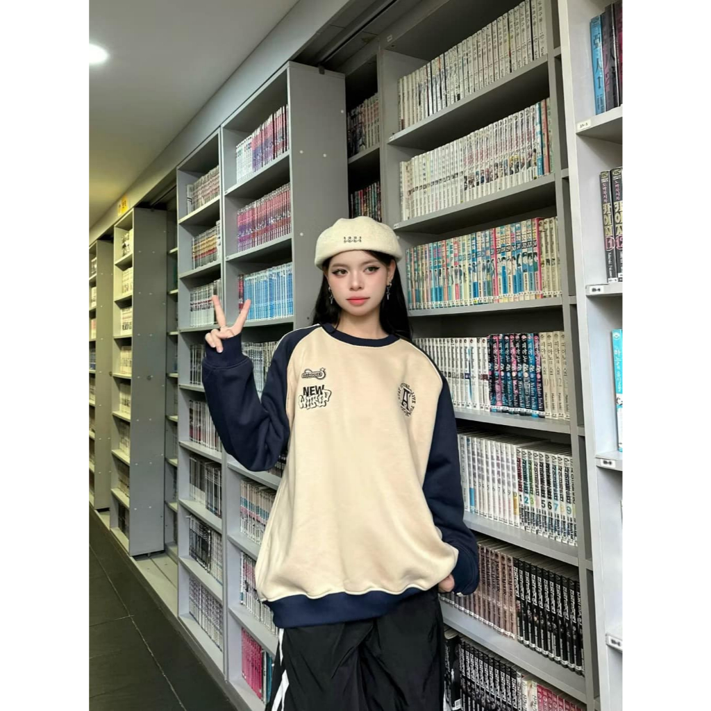 Cotton fleece sweatshirt, loose-fitting sweatshirt with color ...