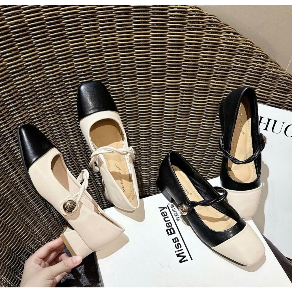 Smooth leather high heels with pretty color combinations, horizontal ...