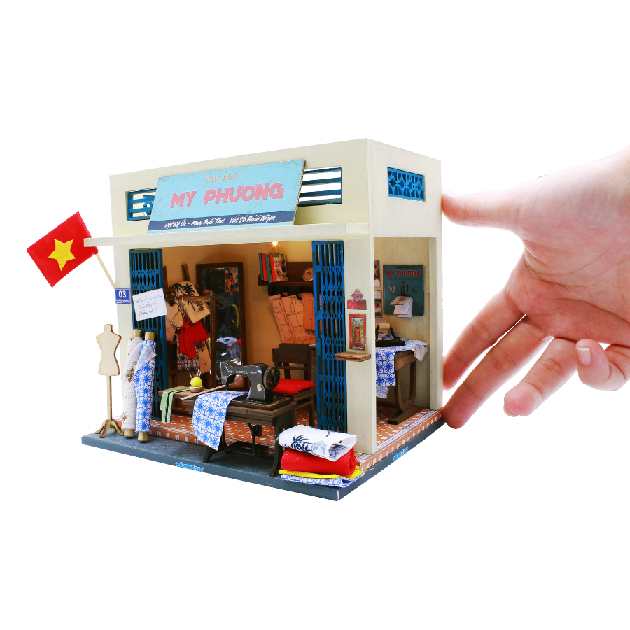 Self-assembled Miniature Wooden Models of Past and Present - Tiny World ...