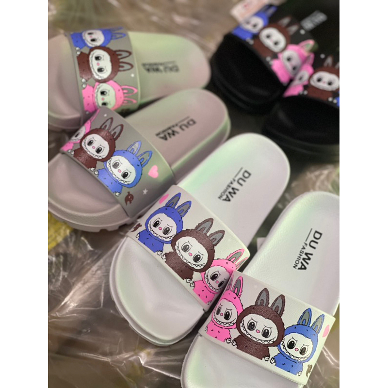 Labubu large form back 1 SIZE ALL SIZES FOR ADULTS AND CHILDREN ...