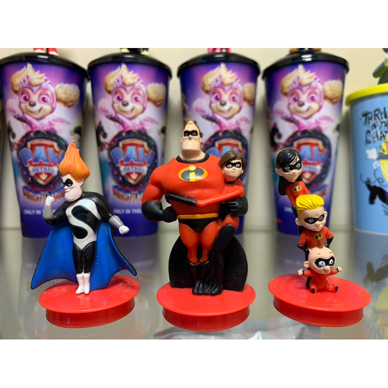(USED) Combo movie theater cup topper model, Superman Family movie cup ...