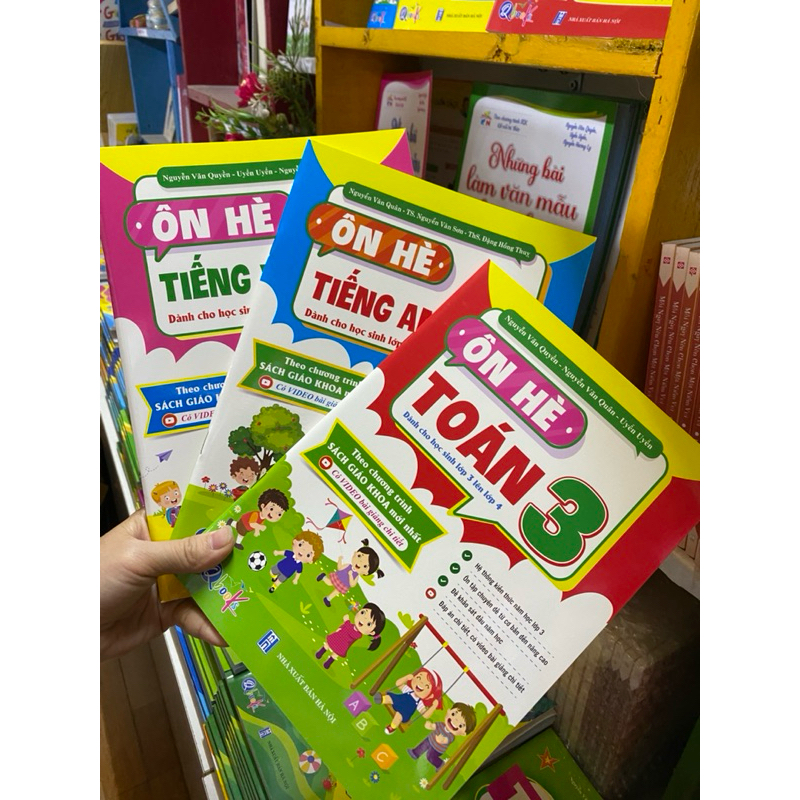 Set of 3 elementary school summer review books Math, Vietnamese ...