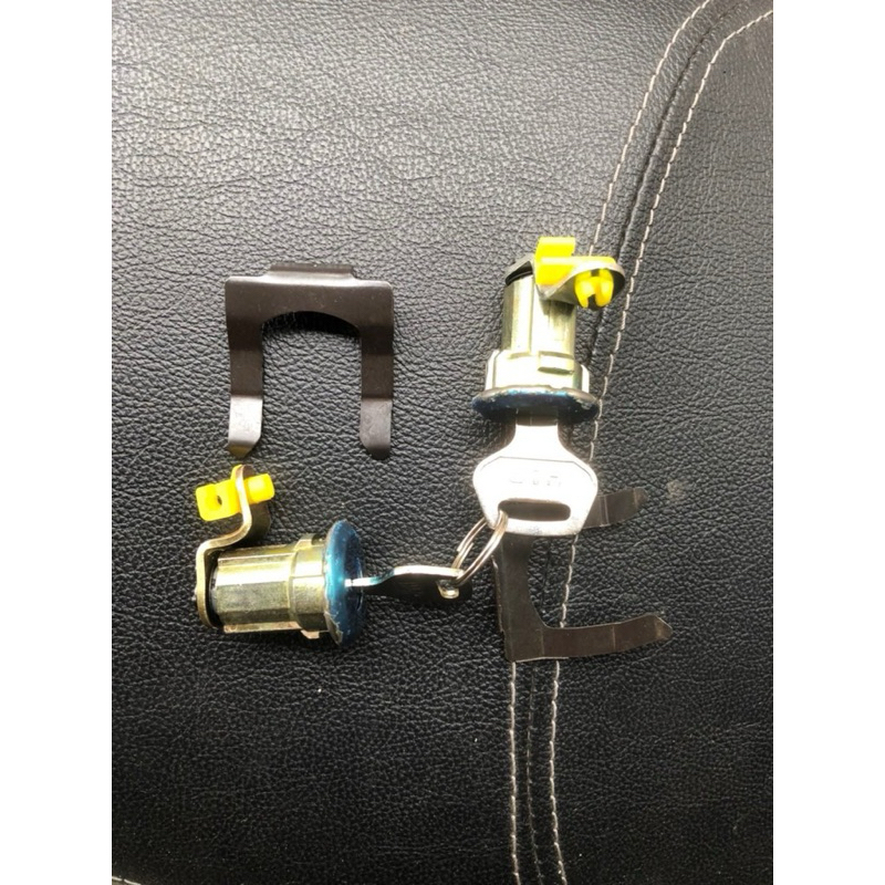 Front door lock suzuki toad, suzuki 5 kg /thaco/vinaxuki | Shopee Malaysia