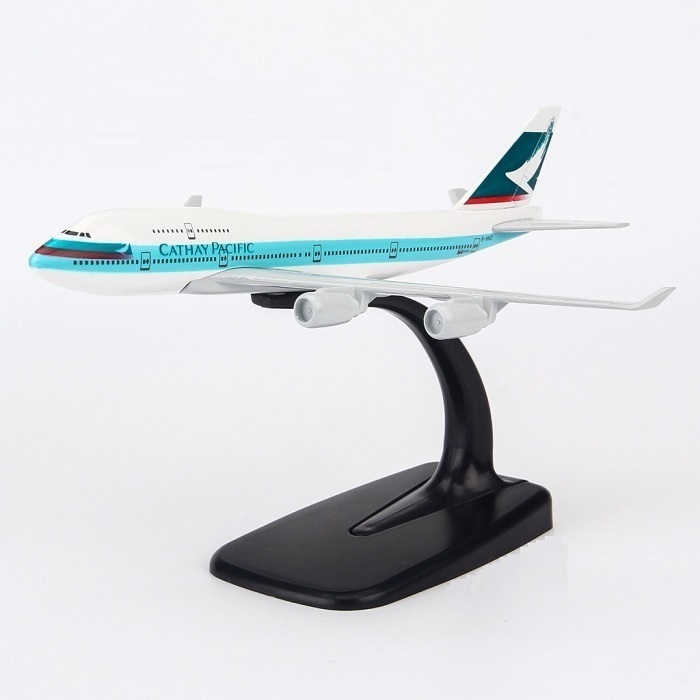 Cathay Pacific B747 Airplane Model 16cm | Shopee Malaysia