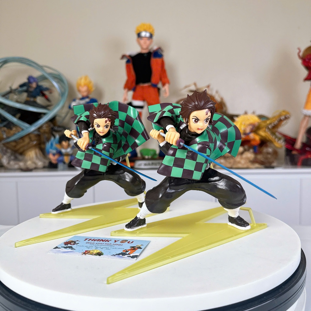 Yellow Lightning Tanjiro Model 16cm high and 30cm wide Ongchumohinh ...
