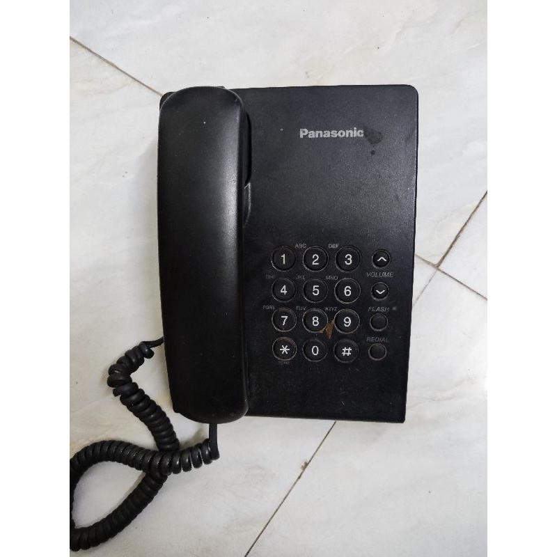 Broken black panasonic desktop phone Can be installed instead of the ...