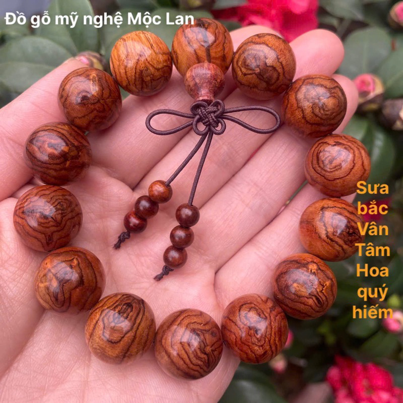 Super beautiful Bac Sua wood bracelet, Hue wood bracelet, Huynh Dan ...