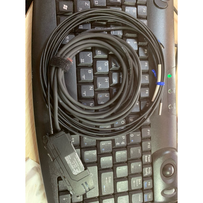 Keyence optical Sensor FS-N41N with fiber optic as shown | Shopee Malaysia