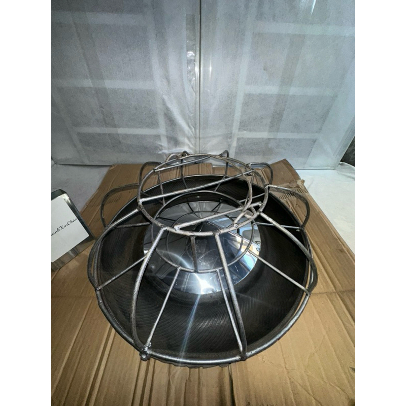 Large 10-cell wheel trough - for poultry/cacti, pig feeder, round ...