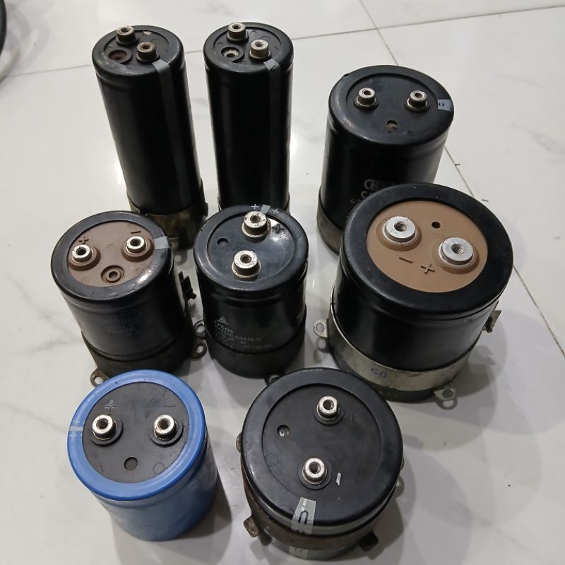 Used industrial inverter disassembler capacitor 400V 2000uf 3000uf ...