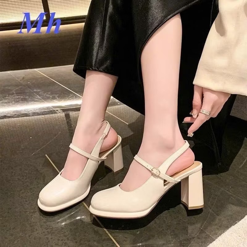7p high heel sandal with soft leather straps hugs the feet, super ...