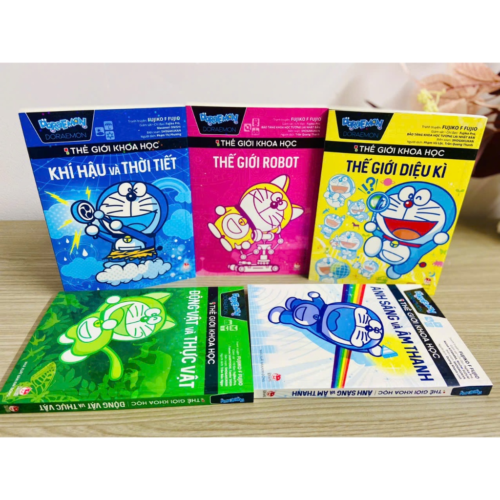 Doremon World of Science comic complete set of 5 volumes (Chang Book ...