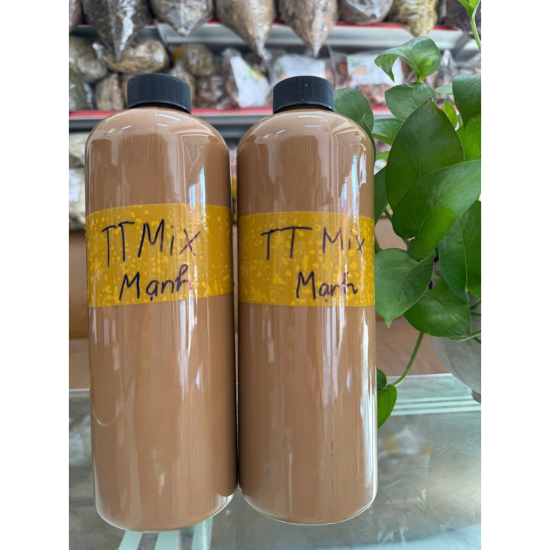 Regenerating and mixing solutions for acne-prone and dark skin ...