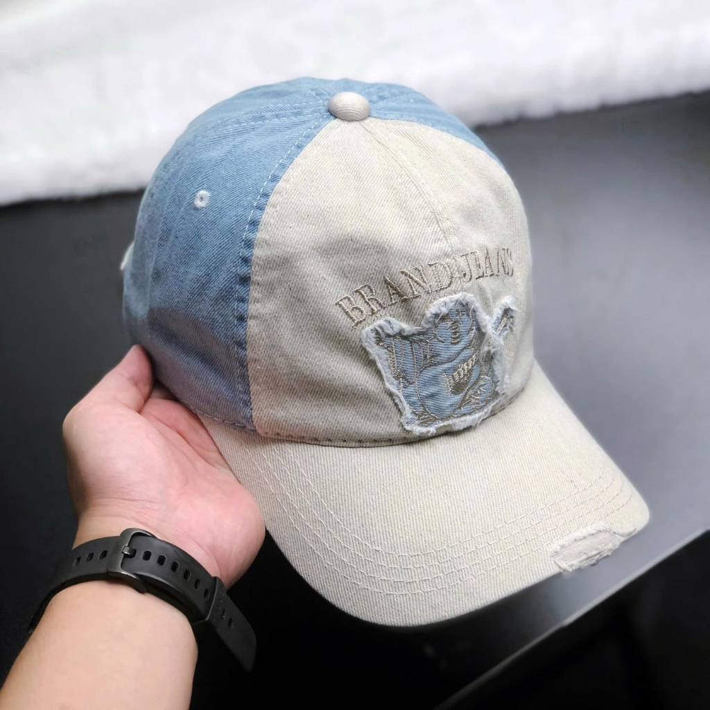 Ong Dia hats and caps mixed with jeans, standard form, street fashion ...