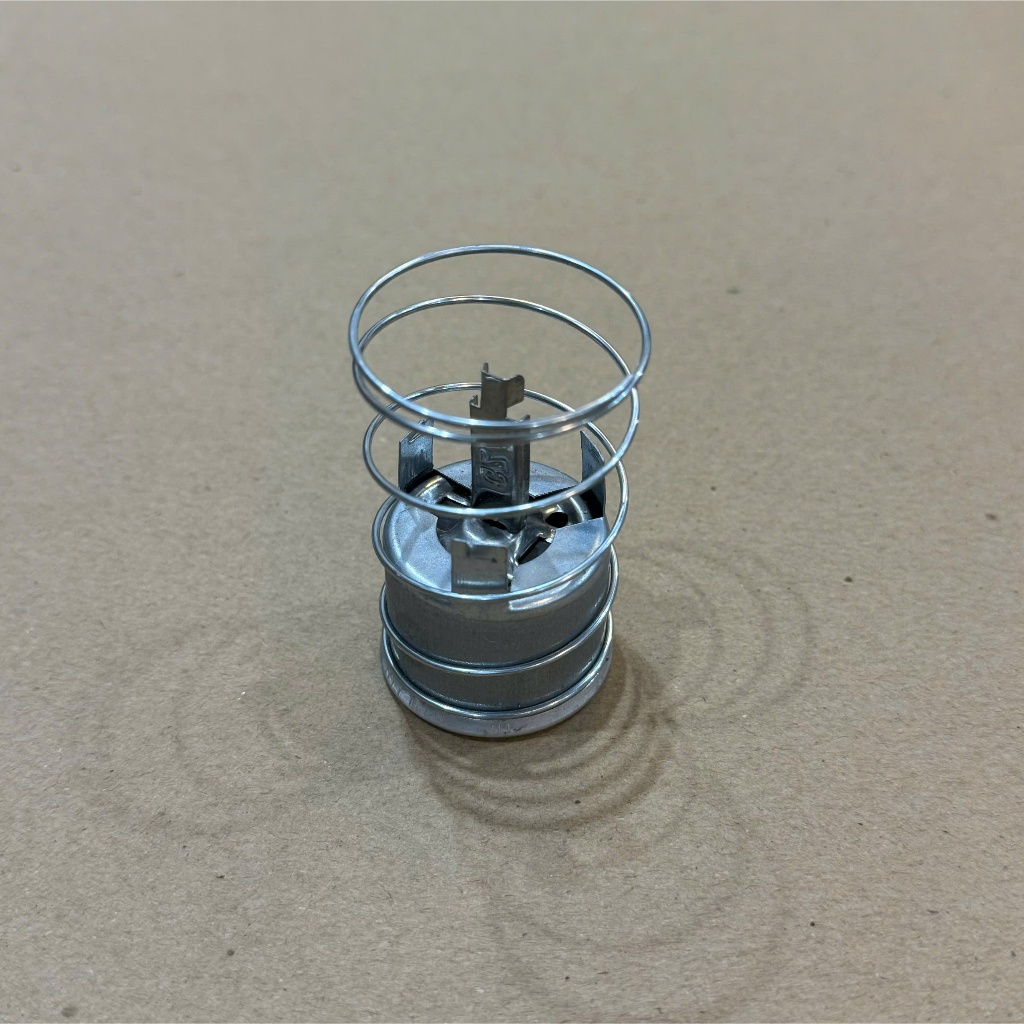 XO Role; 2-pin, 3-pin relay with spring for rice cooker | Shopee Malaysia