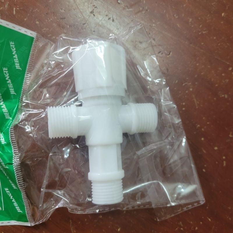 ABS plastic water dividing valve used to divide water from toilets and ...
