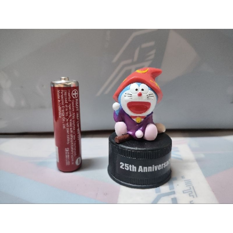 25th anniversary bottle cap doraemon model | Shopee Malaysia
