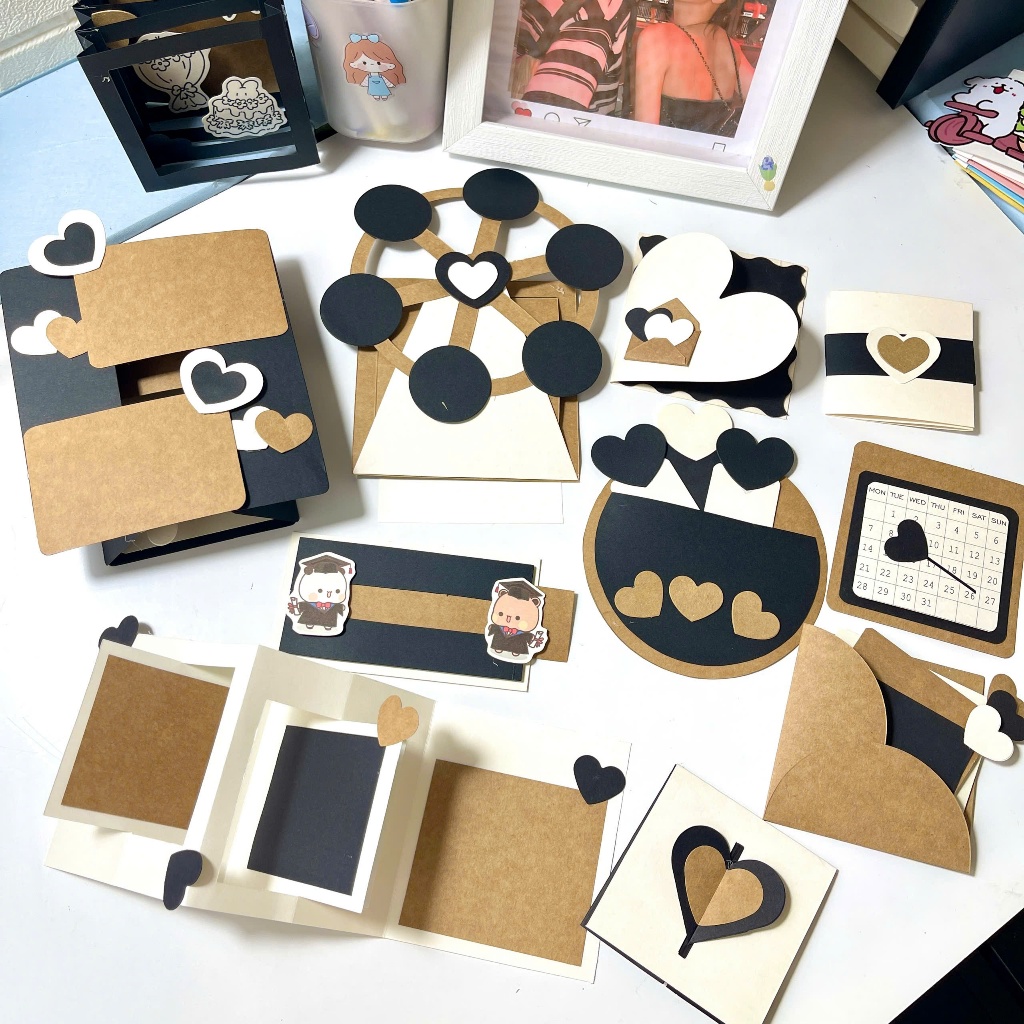 Brown scrapbook effect, ready-made to decorate notebooks, scrapbooks ...