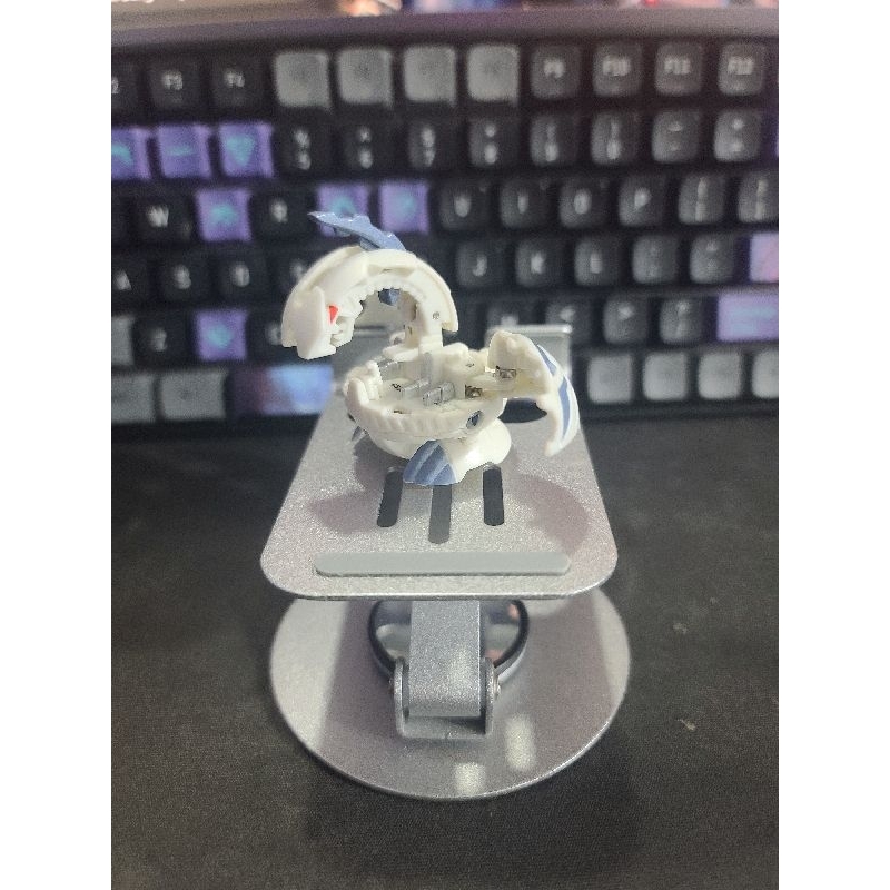 Bakugan White Naga 98% no horns no stains | Shopee Malaysia