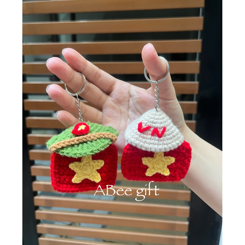 [Vietnam Flag keychain, Wool capy keychain with helmet, Patriotic ...