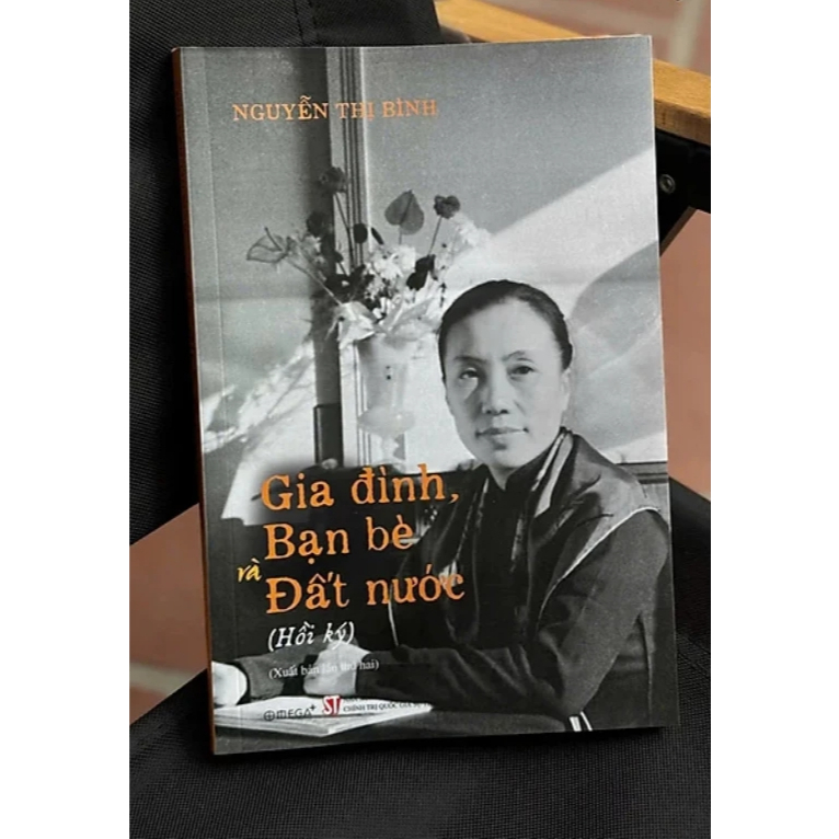 Book - Nguyen Thi Binh Family, Friends, Country (Anniversary Edition 2025) | Shopee Malaysia