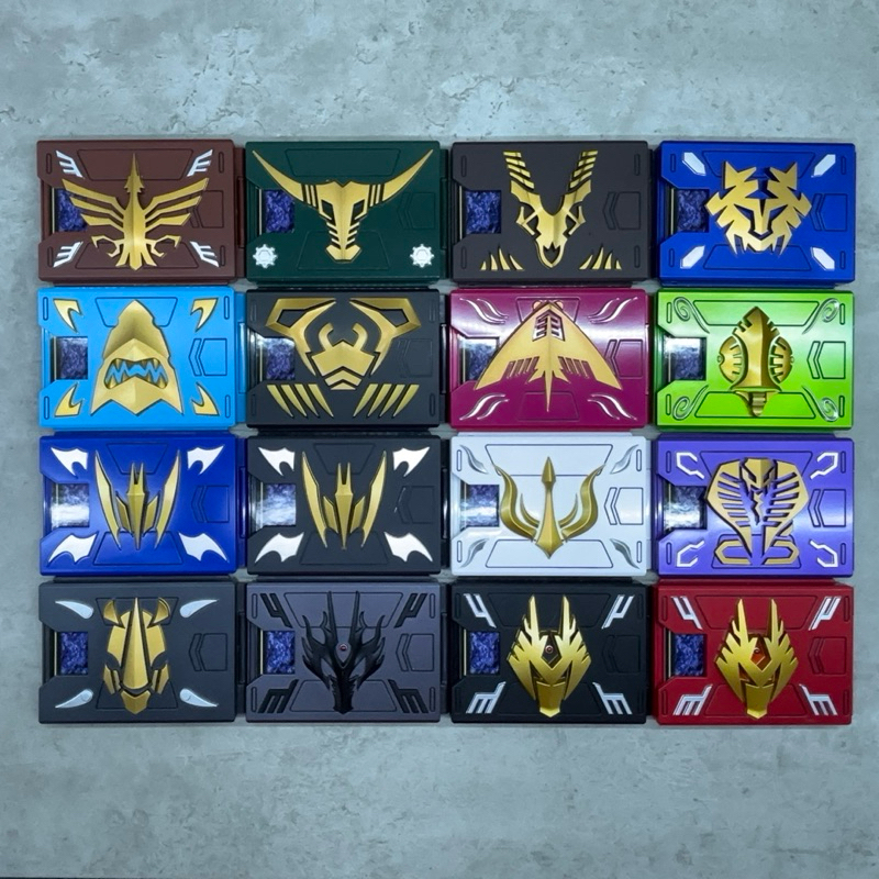 GENUINE DX/CSM ADVENT CARD TOYS, DECK RYUKI/RYUGA, DRAGON MASKED KNIGHT ...
