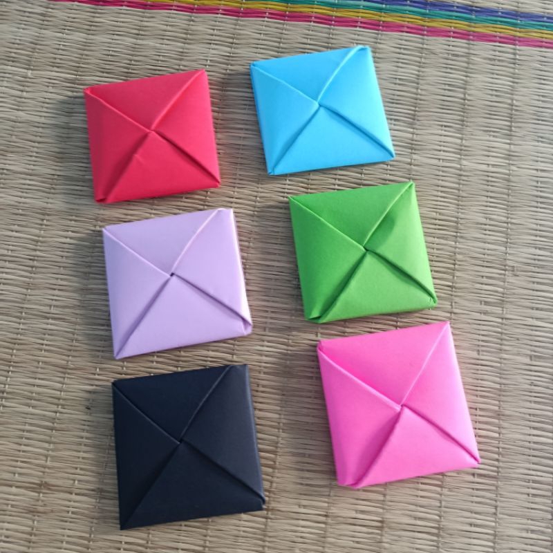 Squid game toys, Ddakji paper smashing toys, handmade toys | Shopee ...