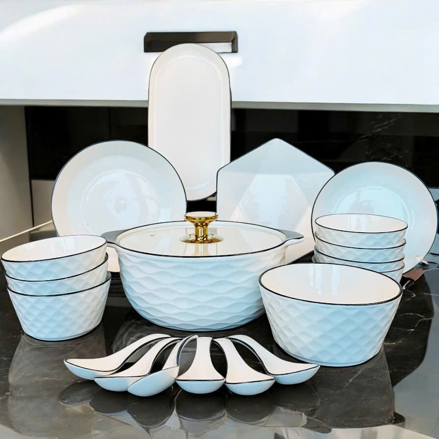 Modern and Luxurious Smooth Bright Enamel Diamond Dinnerware Set ...