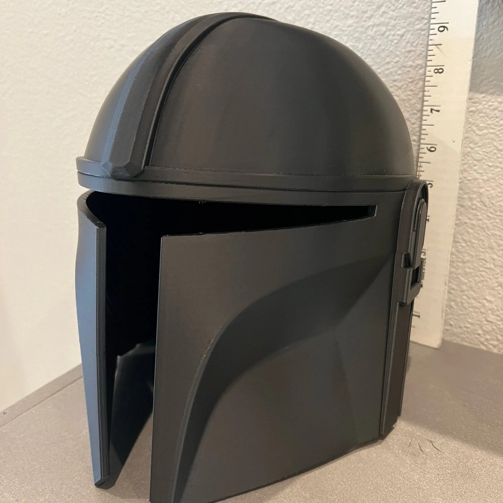 Mandalorian Cosplay Helmet – Mando Helmet for Star Wars Fans | Shopee ...