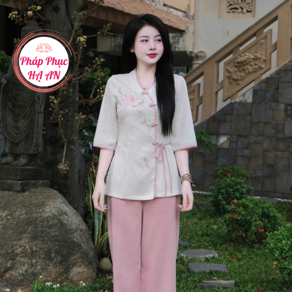 V-neck pagoda outfit Set embroidered with flowers and linen French ...