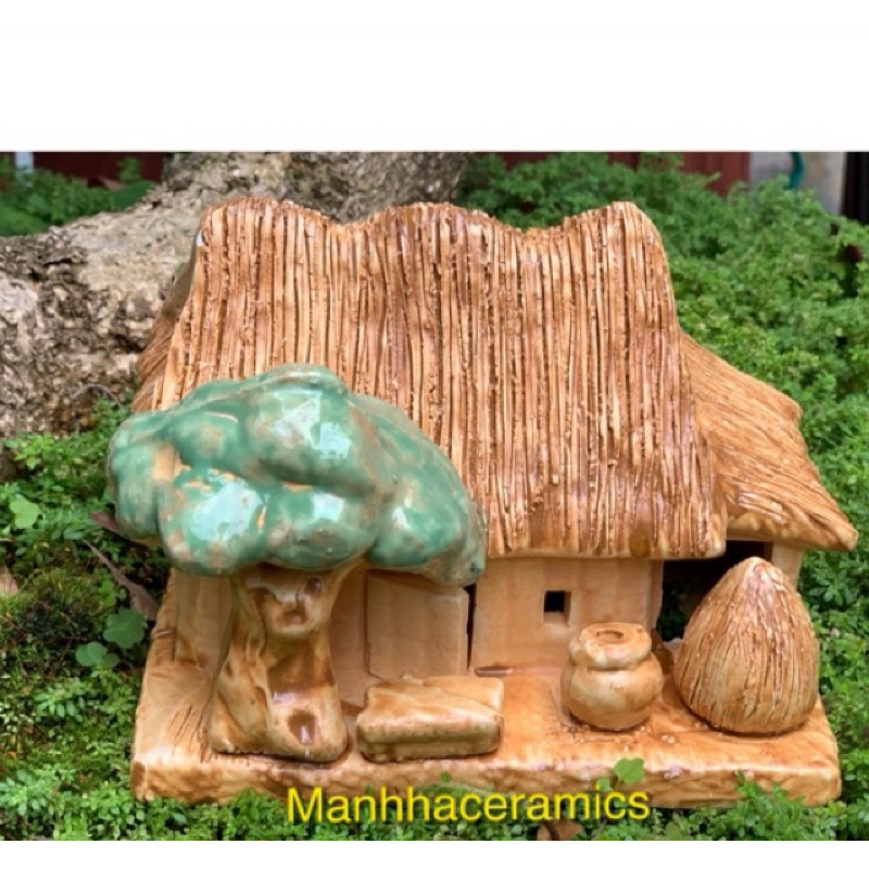 Small landscape statue of straw house and village of Bat Trang ceramics ...
