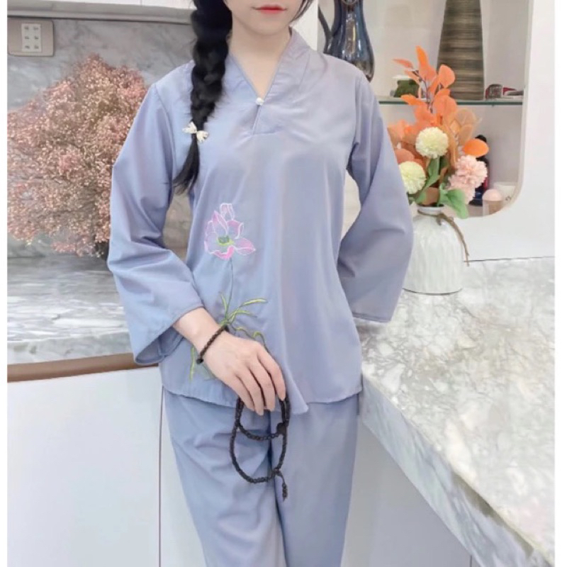 Blue clothes go to peace pagoda at the same price | Shopee Malaysia