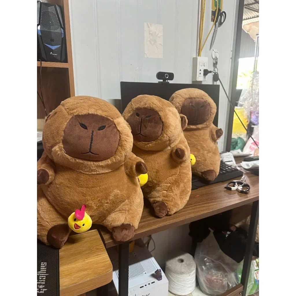 Capybara teddy bear pulling chicken, high-end stuffed animal pulling ...