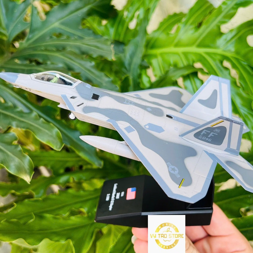 F-22 Military Aircraft Model Stealth Fighter "LOCKHEED MARTIN F22 ...