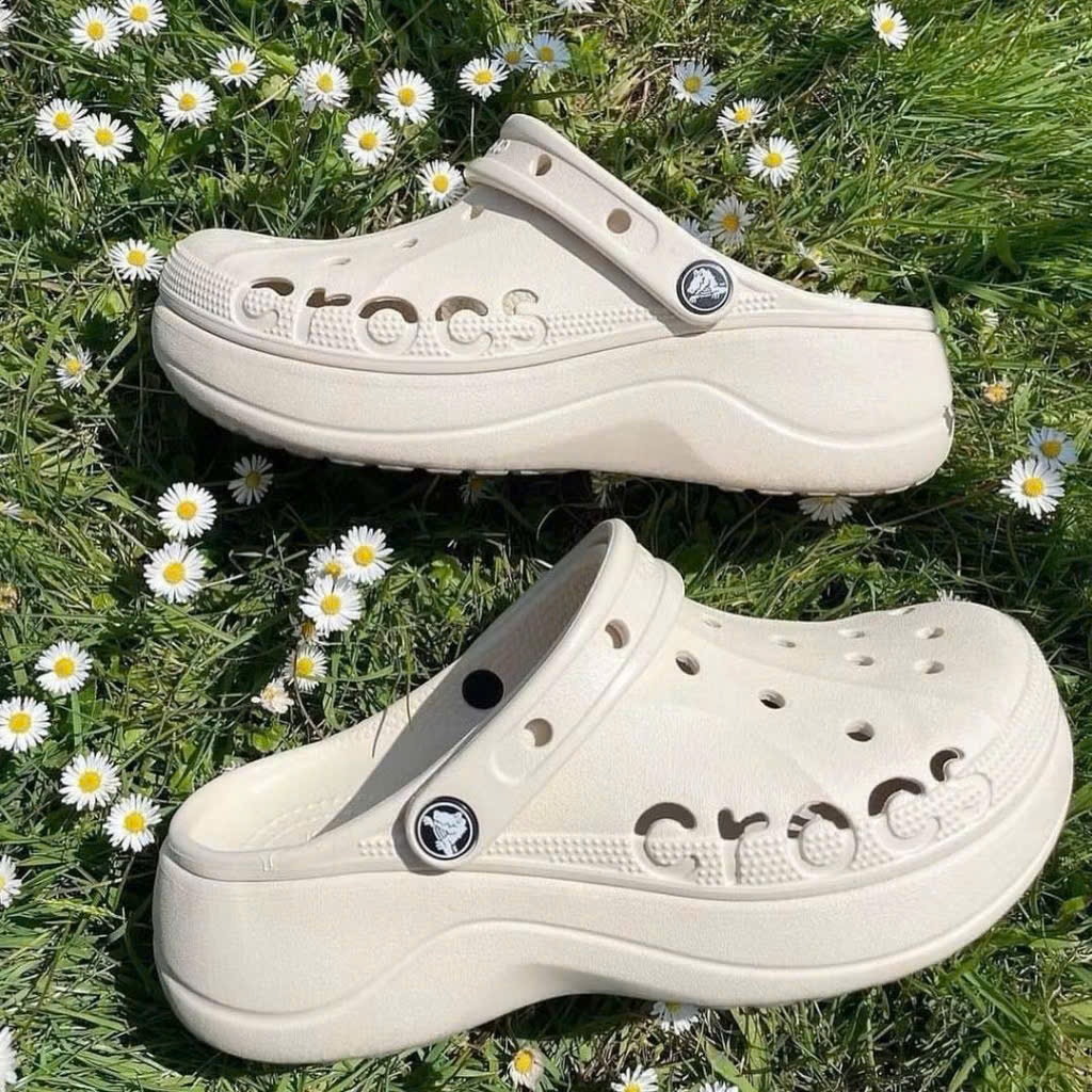 Crocs Baya Clog Cross sandals with 5cm high sole hole, flattering and ...